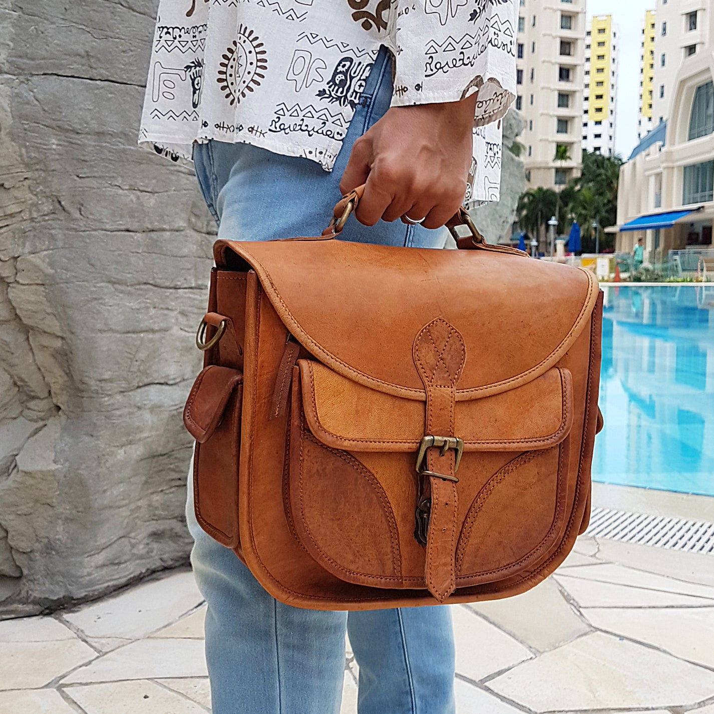 Icon Camera Bag | 2-in-1 DSLR case and handbag | Rofozzi